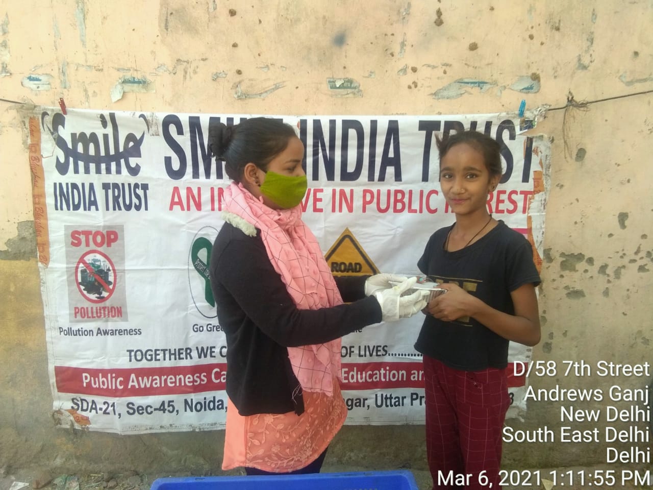 Smile India Trust | Cooked Food distribution programs in Delhi/NCR ...