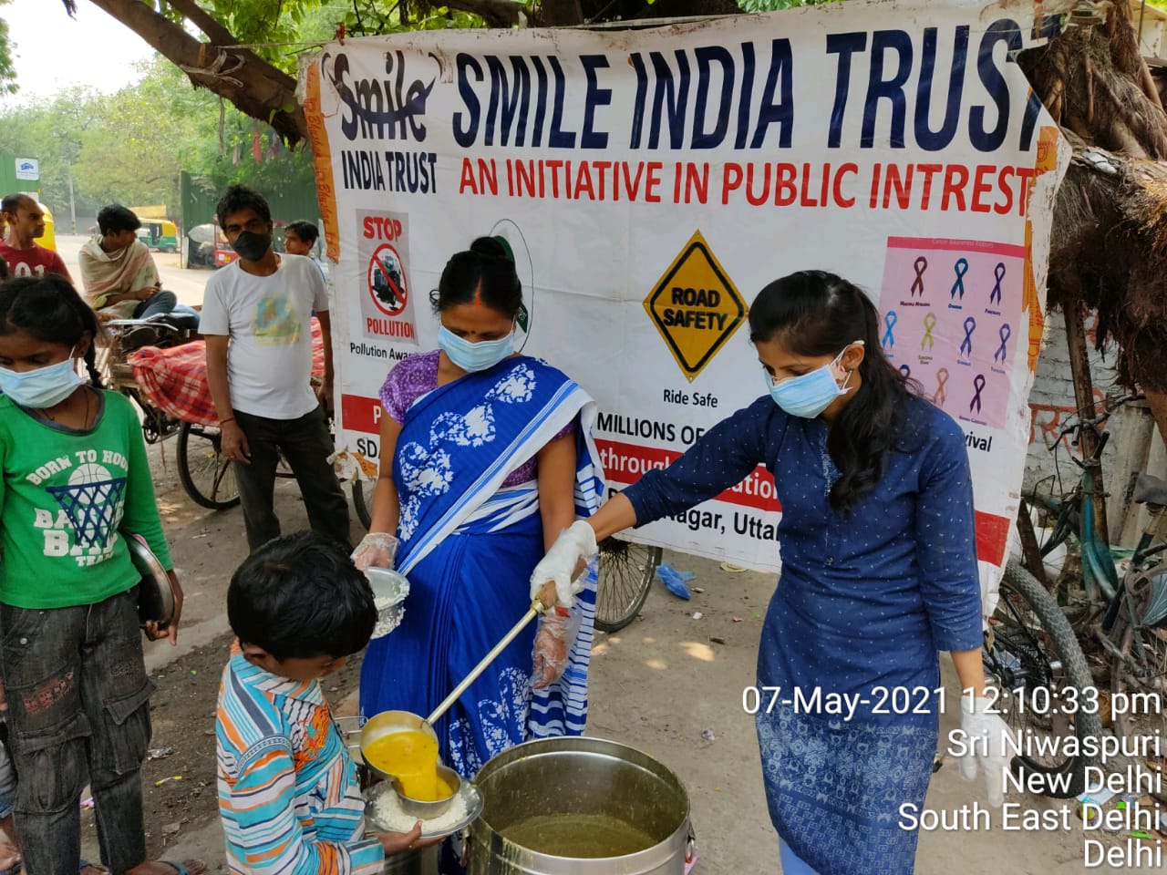 Smile India Trust | Cooked Food Distribution to the needy children's ...